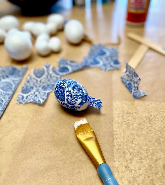 How To Create Easy Decoupage Easter Eggs - House of Mar